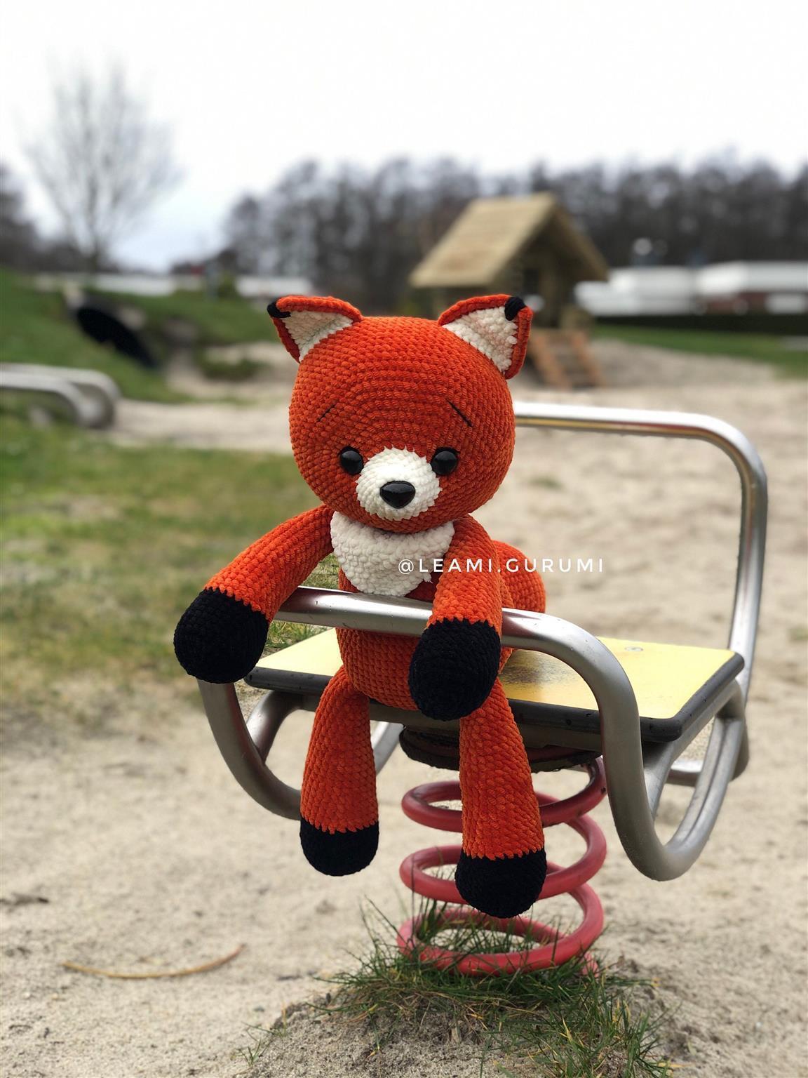 PDF +Video for the ears, ENGLISH Crochet Pattern BIG Fox Foxi by leami | A-1151